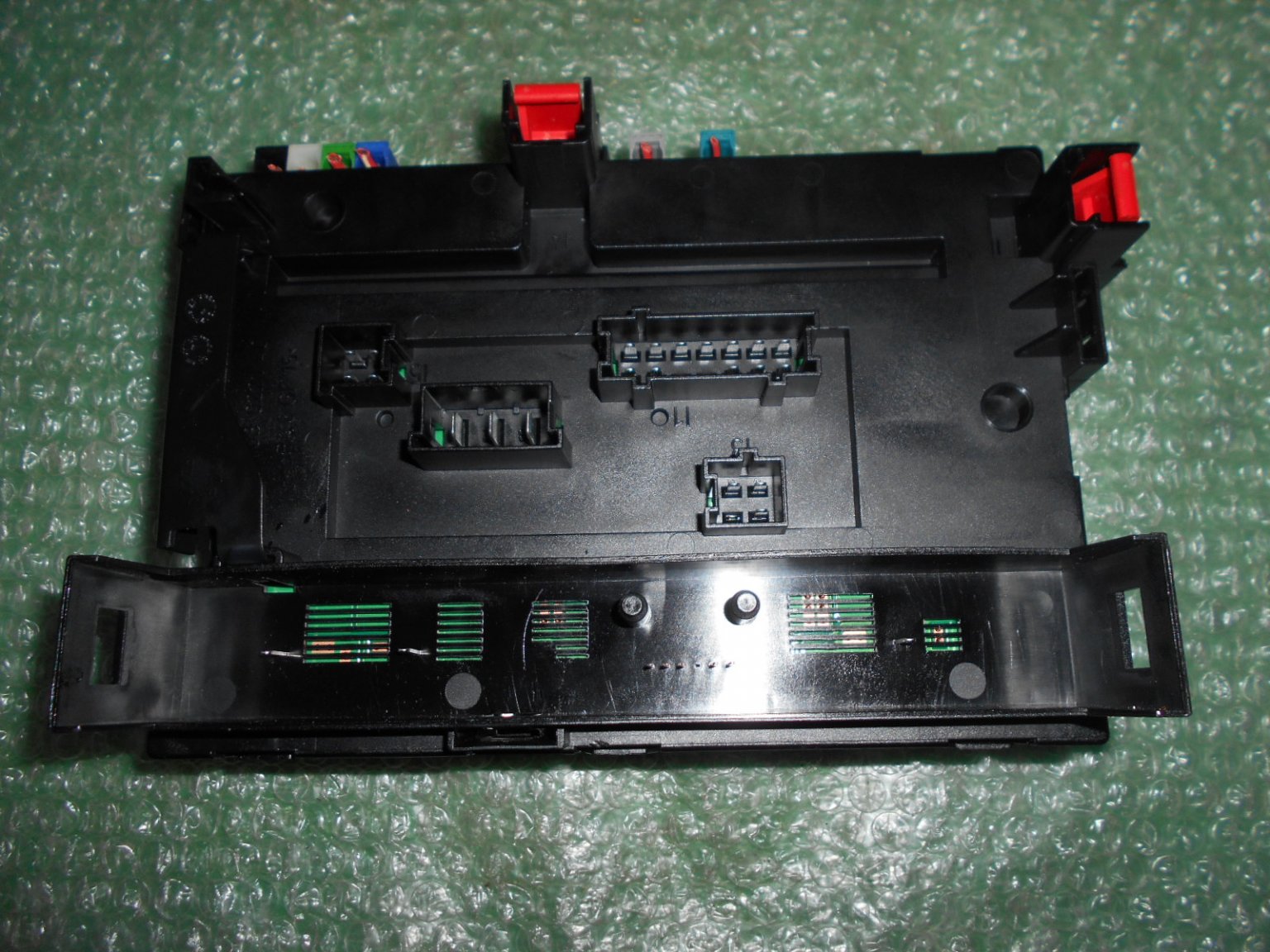 MODULO DE FUSIBLES SAM DEL MALETERO A2215403550 - A2215450801 MERCEDES ...